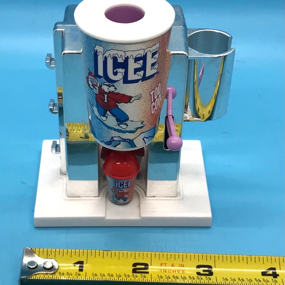 Barbie | Toys | Rare 997 Barbie Mini Mart Icee Machine Only See Notes ...